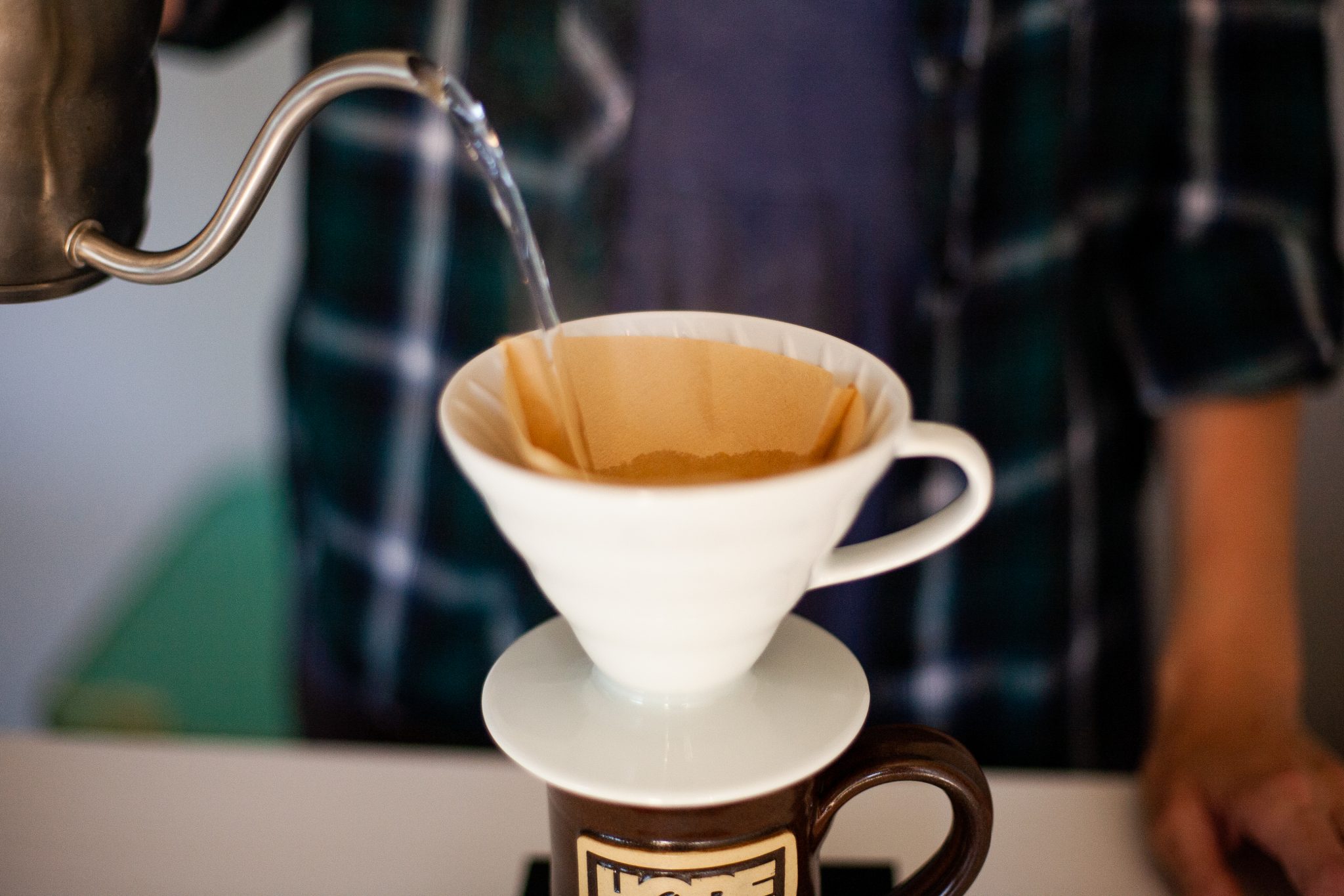 Pour Over Brewing Guide: The V60 Method Brewing Guide | HOPE Coffee